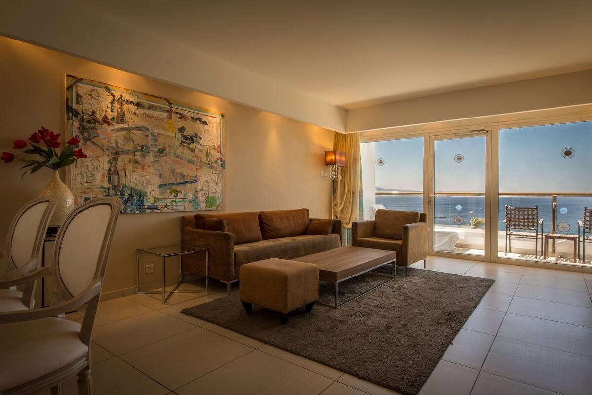 Suite | Minibar, cofre no quarto, ferro/tábua de engomar, Wi-fi grátis 