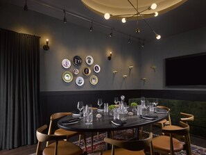 Café da manhã e jantar