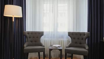 Quarto standard, 1 cama de casal | Individualmente decorados, individualmente mobiliados, roupa de cama