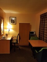 Wi-fi grátis, roupa de cama fornecida