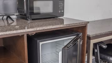 Quarto Premium, 1 cama king-size | Televisão