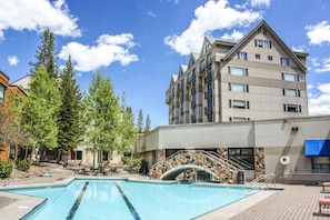 Piscina exterior 