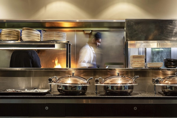 Café da manhã, almoço e jantar