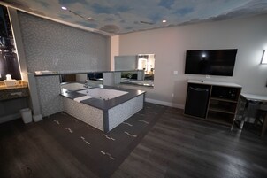 Quarto Exclusivo | Banheira de hidromassagem privativa