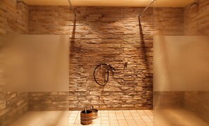 Sauna, tratamentos corporais, aromaterapia, massagens de pedras quentes 