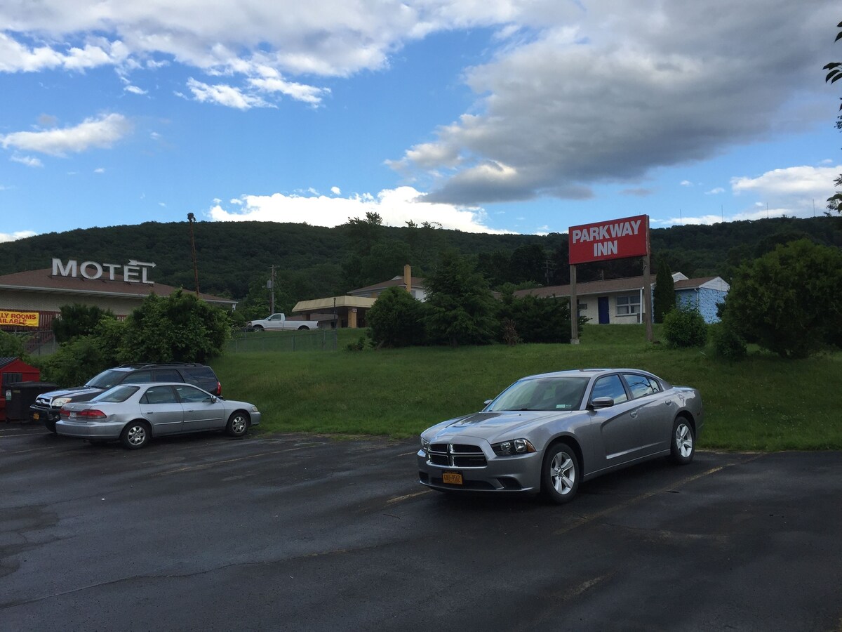 Parkway Inn Reviews, Deals & Photos 2025 - Expedia