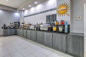 Pequeno-almoço continental incluído 