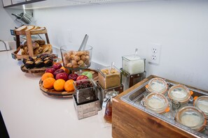 Pequeno-almoço continental diário incluído 