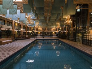 Piscina interior 