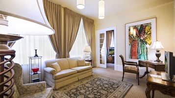 Suíte, 1 cama Queen | 1 quarto, roupas de cama premium, edredons de pluma
