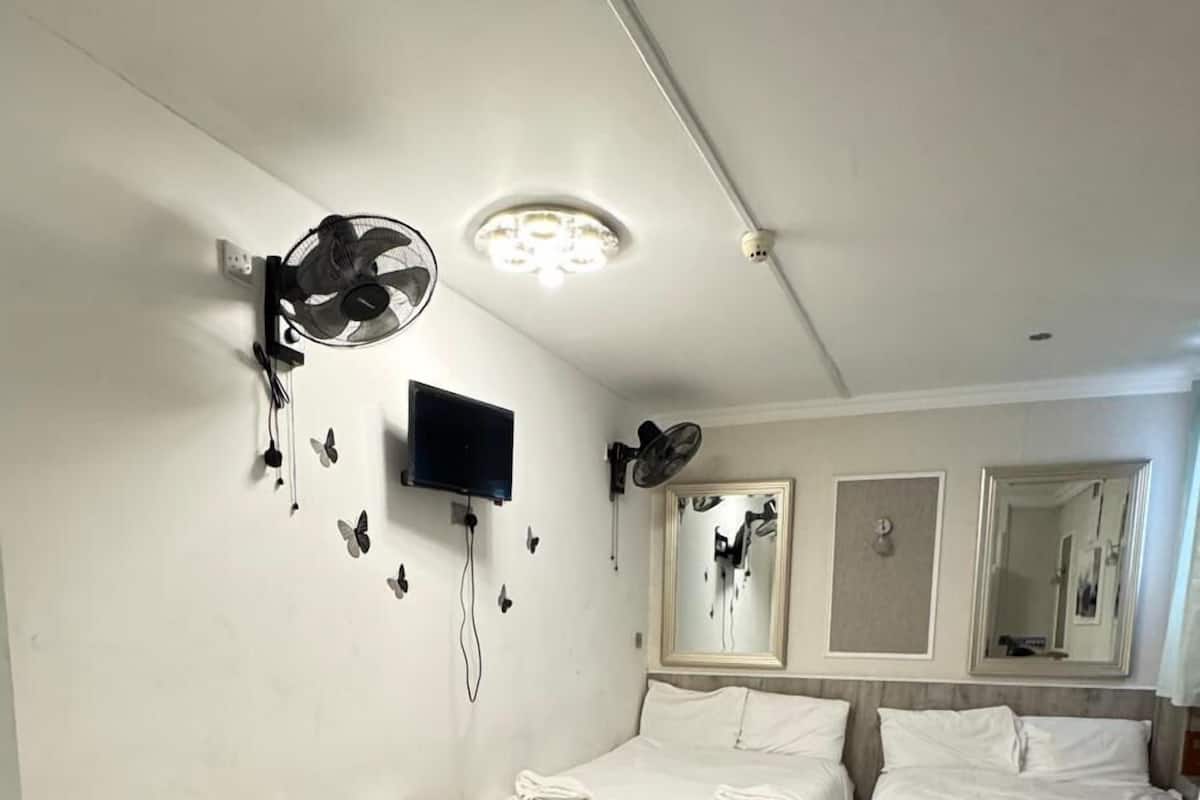 Quarto Familiar, 1 quarto | Ferro/tábua de engomar, Wi-fi grátis, roupa de cama fornecida