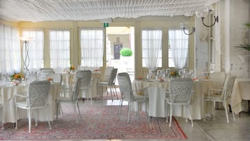 Café da manhã continental grátis todos os dias