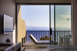 Quarto executivo, vista para o mar (Plus) | Frigobar, cofres nos quartos, escrivaninha