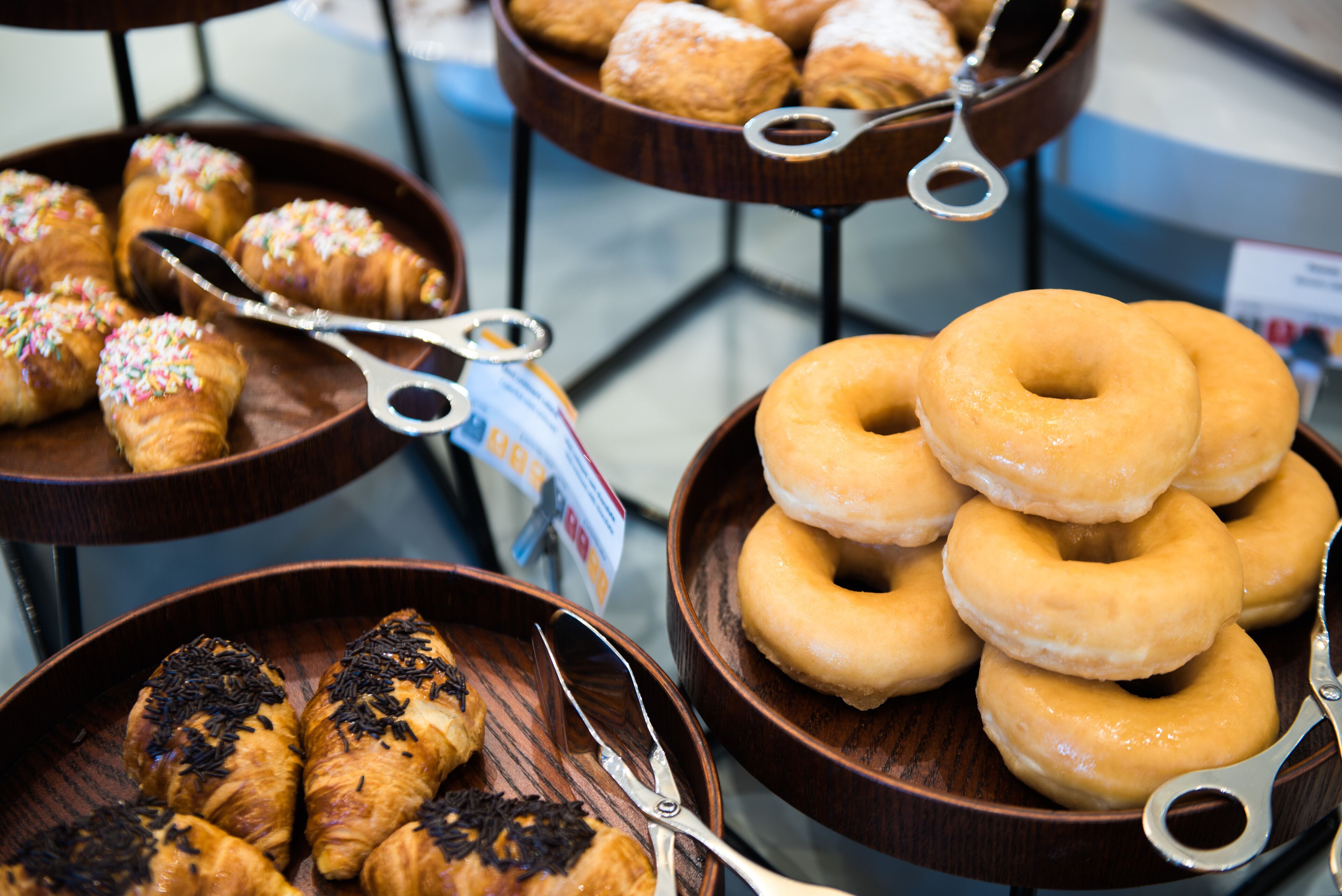 Pequeno-almoço completo diário incluído 