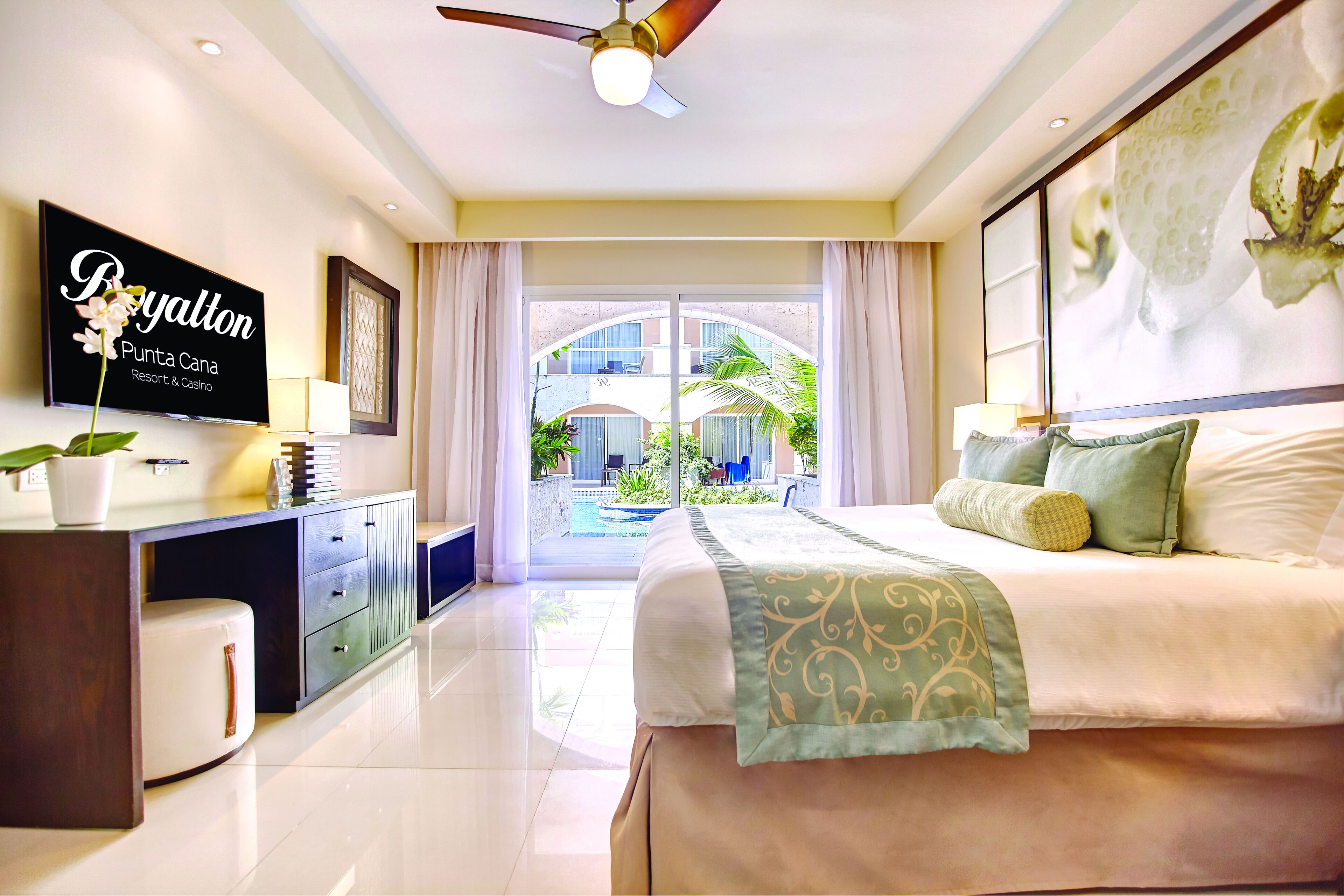 Royalton Punta Cana, An Autograph Collection All-Inclusive Resort ...