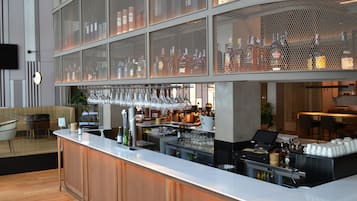 Café da manhã, almoço e jantar