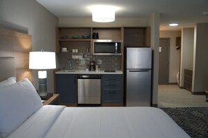 Secretária, secretária adequada para computadores portáteis 