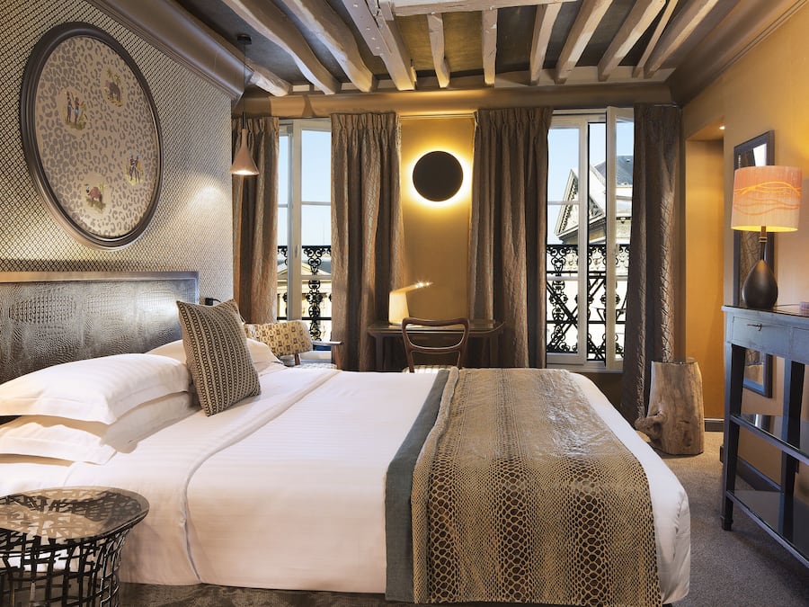 Quarto Superior, varanda | Roupa de alta qualidade, minibar, cofre no quarto, secretária