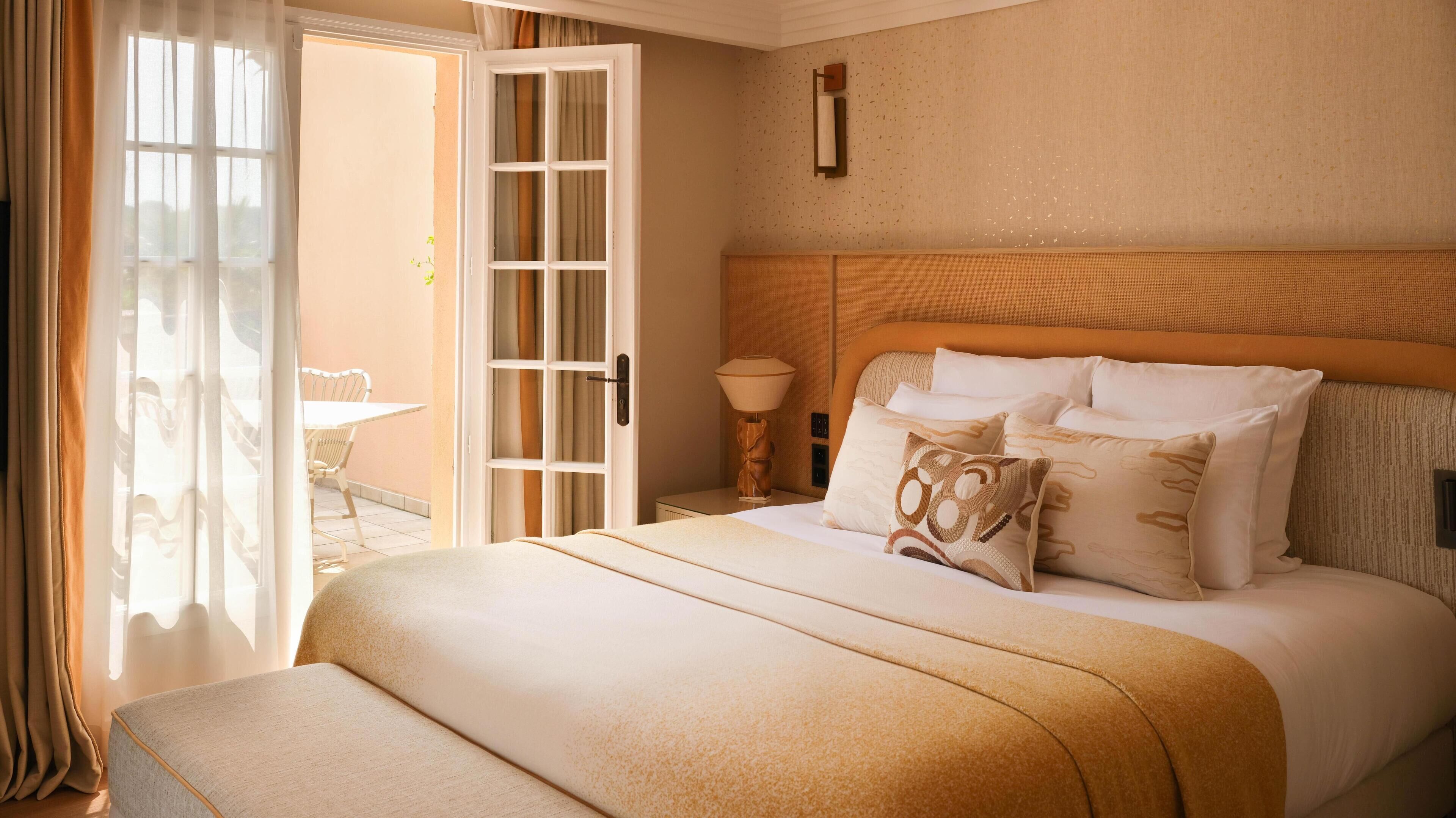 Suite Júnior, terraço | Roupa de alta qualidade, minibar, cofre no quarto, secretária 