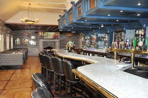 Gastropub
