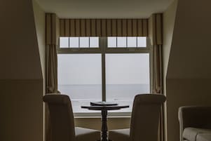 Individualmente decorados, escrivaninha, Wi-Fi de cortesia