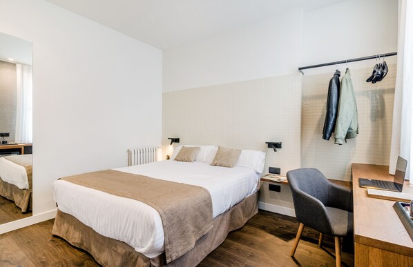 Quarto Duplo Superior | Cofre no quarto, secretária, quartos insonorizados, Wi-fi grátis 