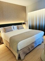 Quarto | Secretária, secretária adequada para computadores portáteis 