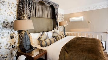 Suíte júnior | Roupas de cama premium, individualmente mobiliados, cortinas blackout