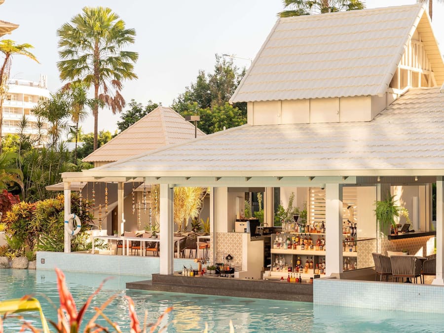 Serve almoço, jantar e brunch aos fins de semana