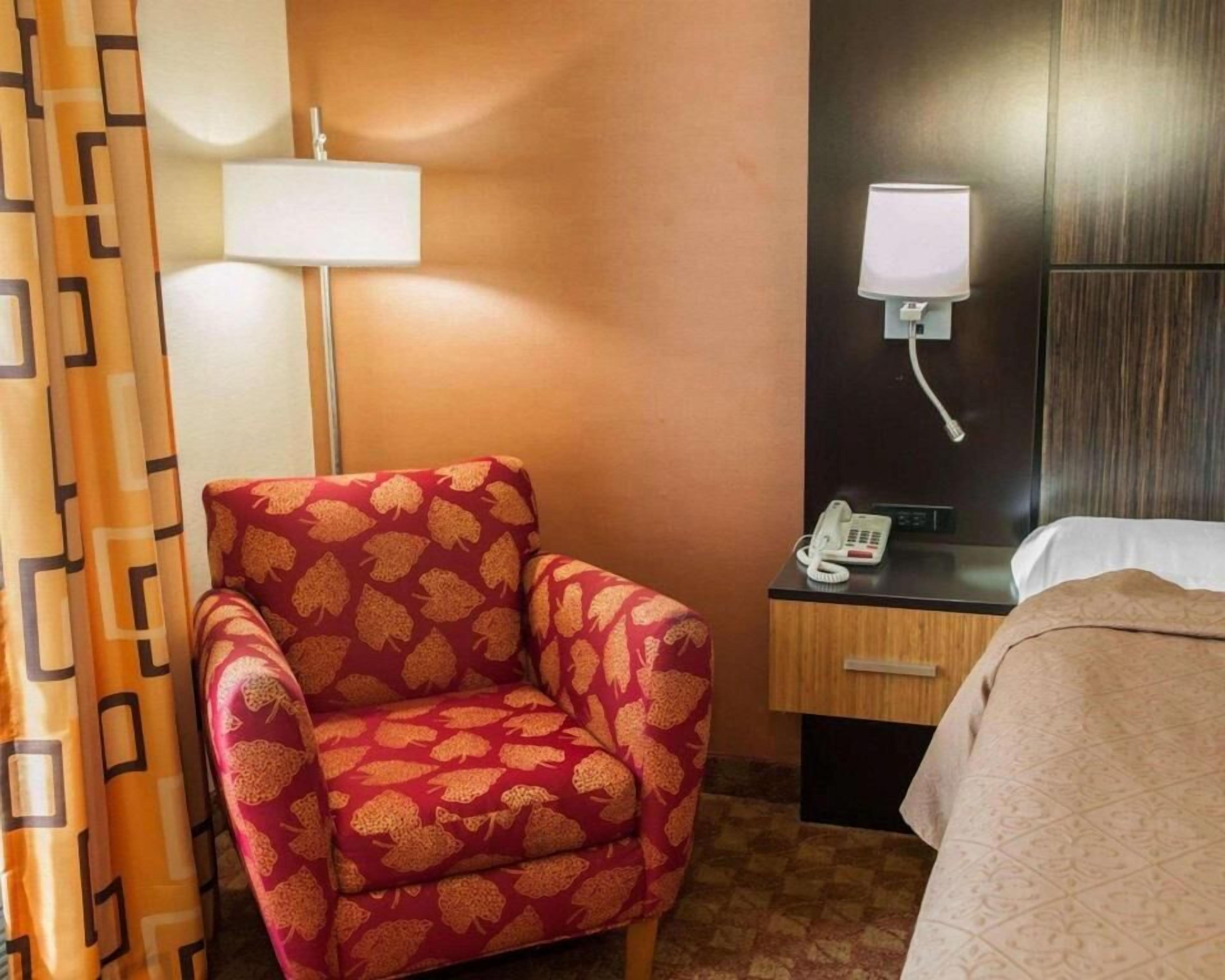 1 quarto, edredões de penas, camas de colchão pillowtop 