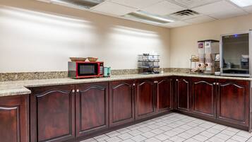 Pequeno-almoço continental diário incluído