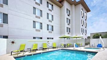 Piscina exterior