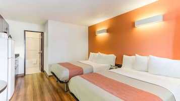 Ferros/tábuas de passar roupa, Wi-Fi de cortesia, roupa de cama