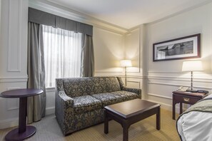 Quarto Duplo para 1 Pessoa | Sala de estar
