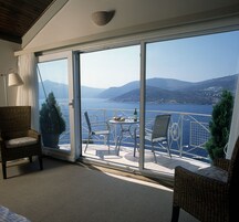 com terraço (King Suite with Whirlpool) | Vista do quarto