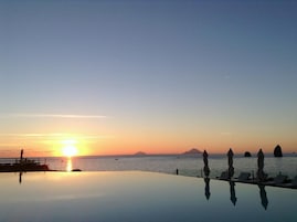 Vista para praia/oceano