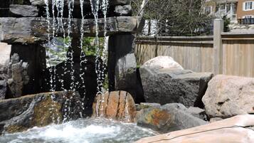 Banheira de hidromassagem exterior