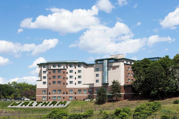 Courtyard By Marriott Boston Waltham - Waltham, MA