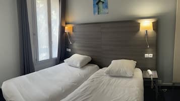 Quarto Twin | Wi-fi grátis, roupa de cama fornecida