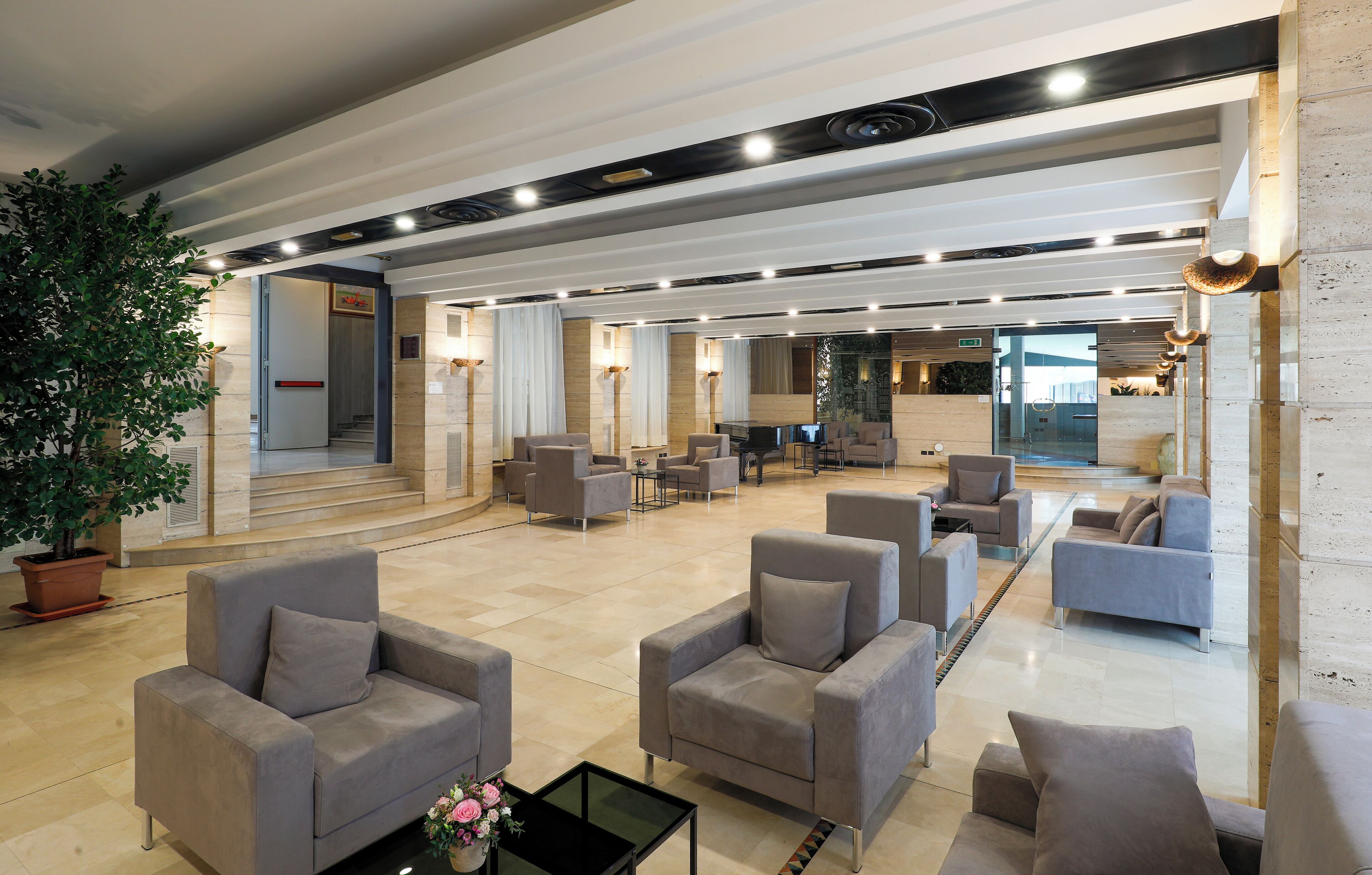 Quarto Duplo Económico para 1 Pessoa | Sala de estar | Televisor, leitor de DVD, filmes pagos 