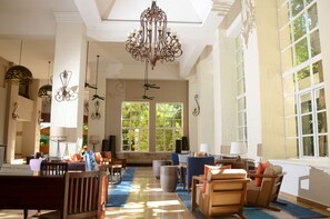 Entrada (vista interior)