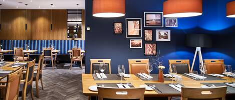 Café da manhã, almoço e jantar