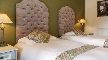 Ferro/tábua de engomar, camas desdobráveis, Wi-fi grátis