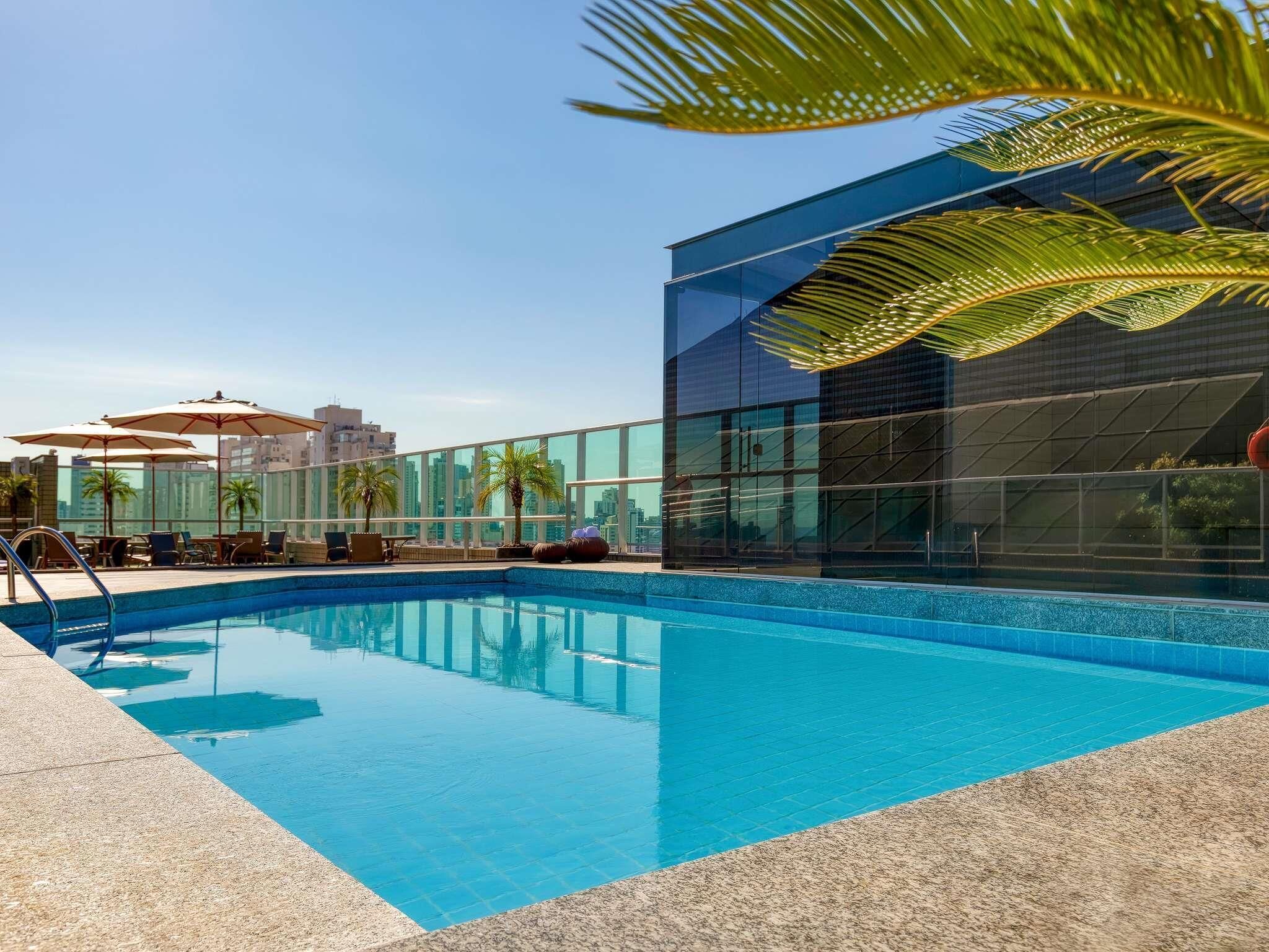 Piscina exterior 