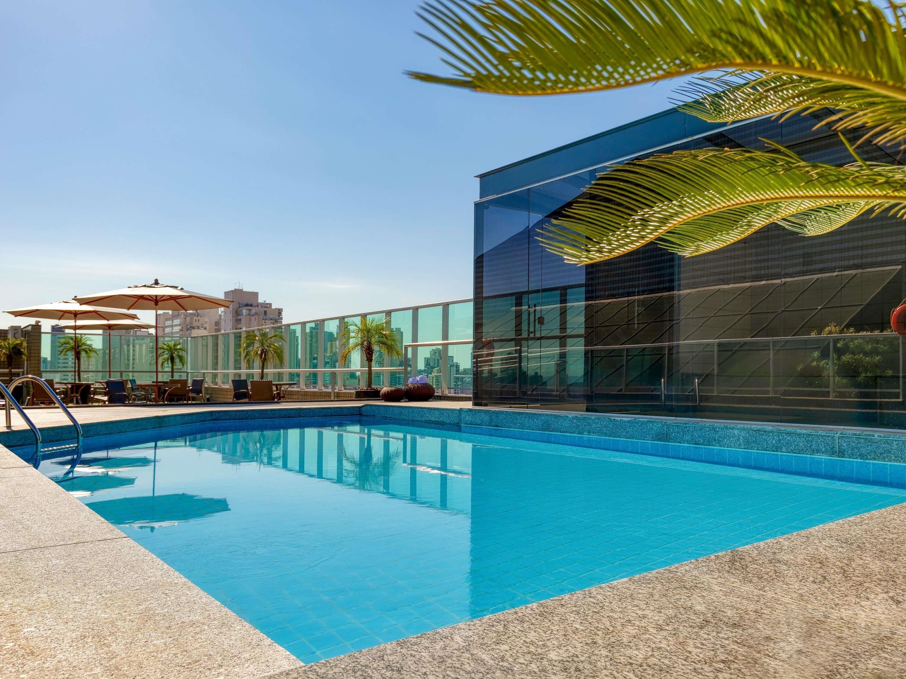 Piscina externa