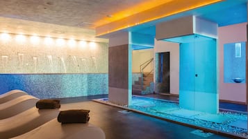 Sauna seca, banheira de hidromassagem, sauna a vapor, banho turco/hammam