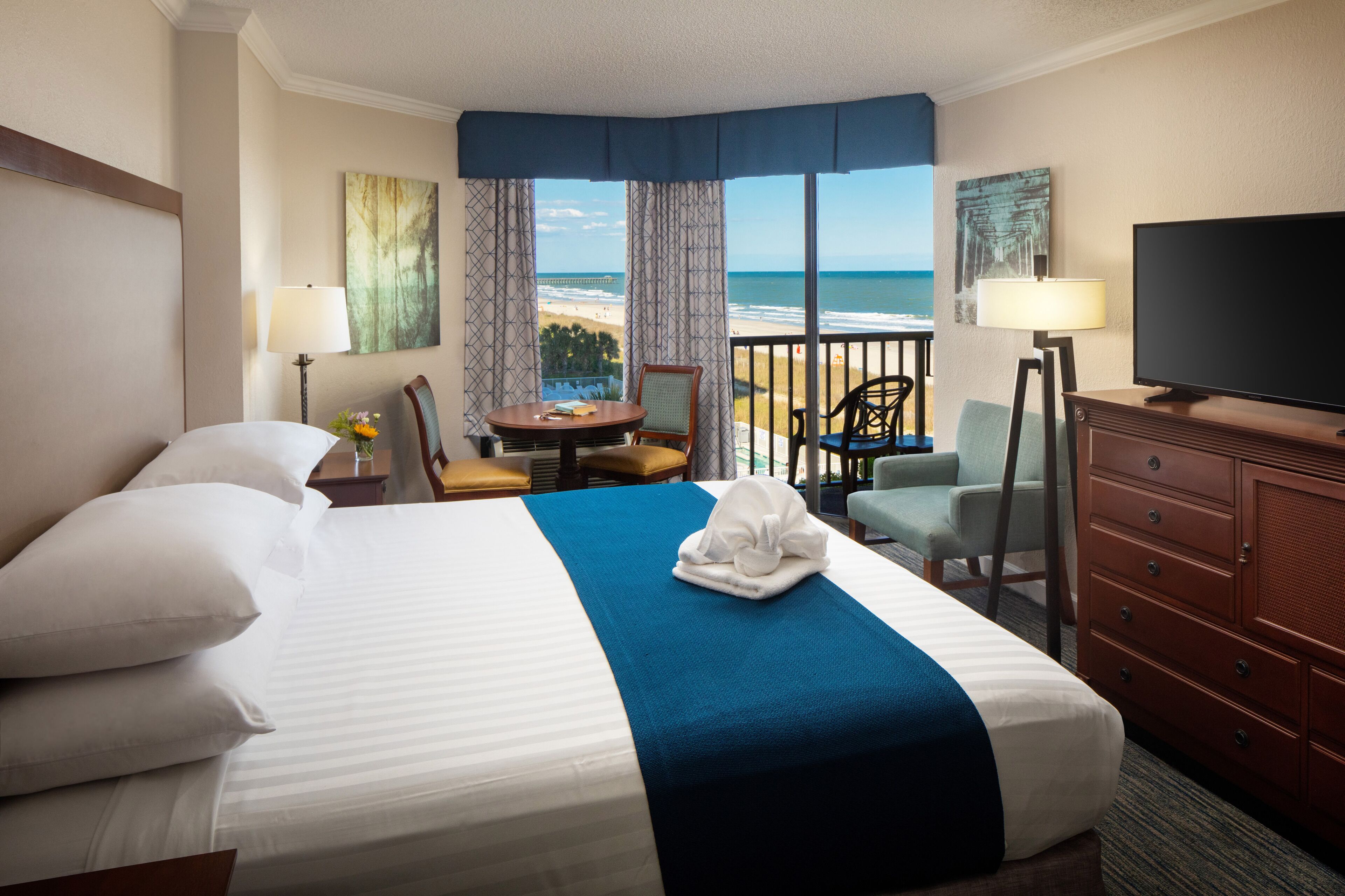 Sea Crest Oceanfront Resort Reviews, Deals & Photos 2023 - Expedia