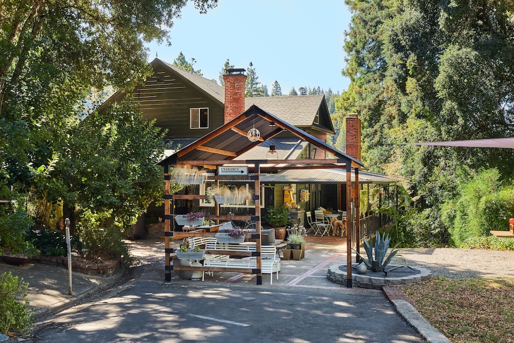 Mine + Farm, The Inn At Guerneville, Ca - Occidental, CA