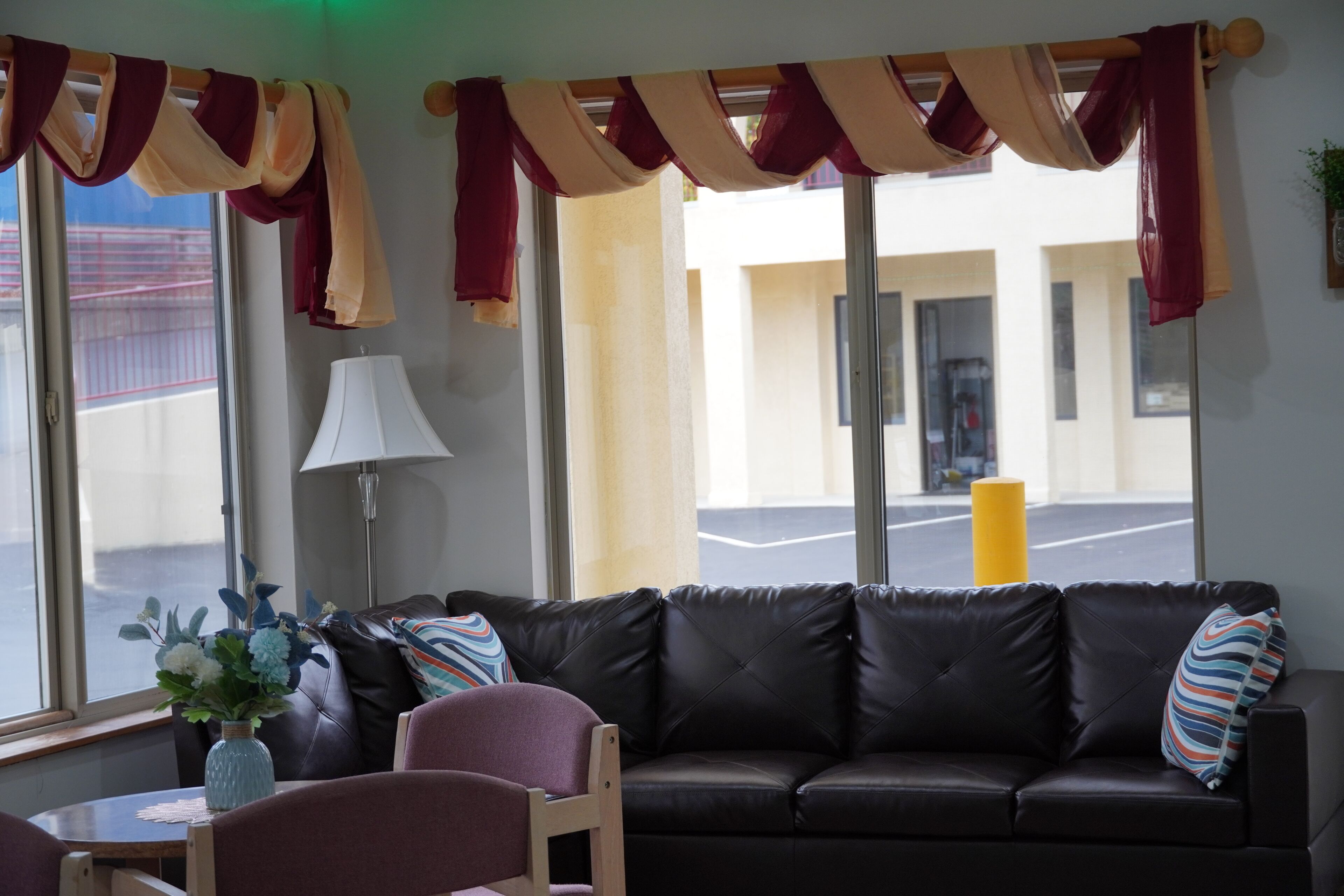 Timberland Inn & Suites Reviews, Deals & Photos 2024 - Expedia