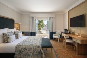 Suite | Minibar, cofre no quarto, secretária, Wi-fi grátis 